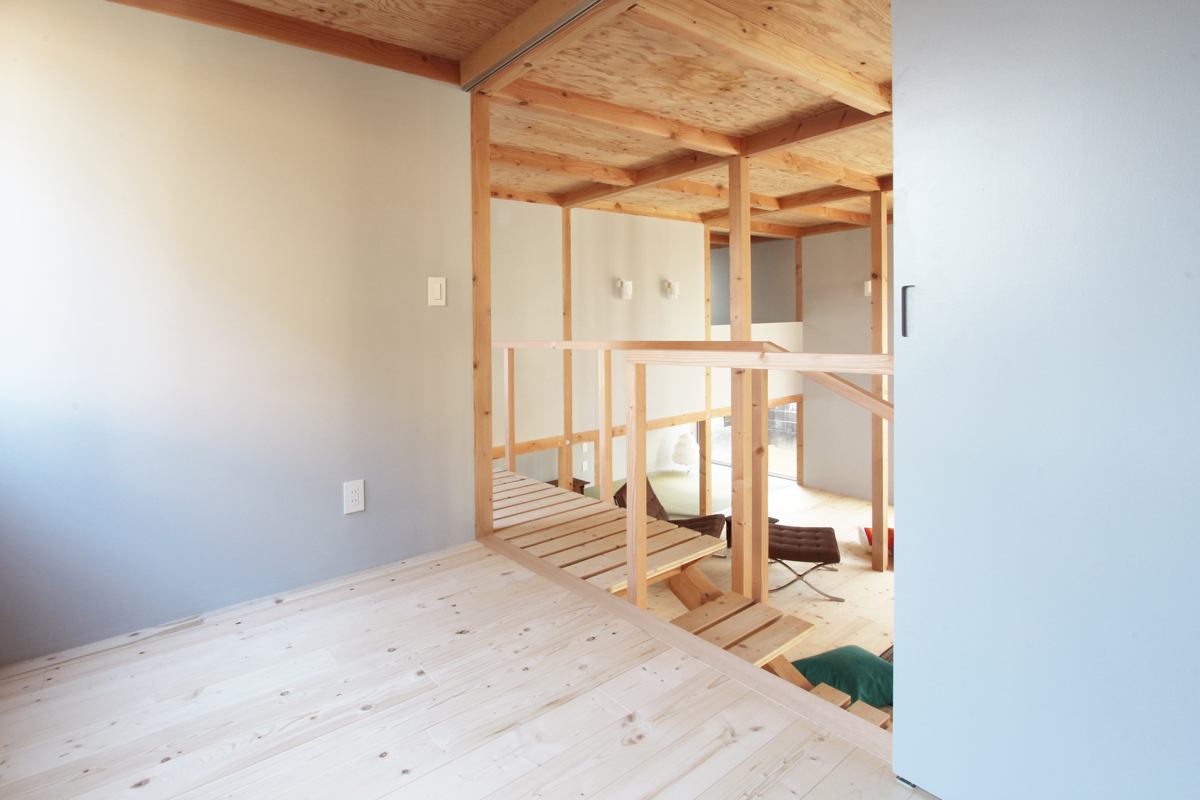 The Koda Townhouse by Naoya Kitamura Architects - Interior Design - Design. / Visual.