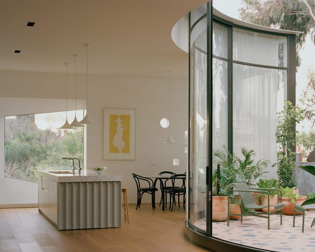 Whitlam Place in Melbourne Designed by Freadman White - Interior Design ...
