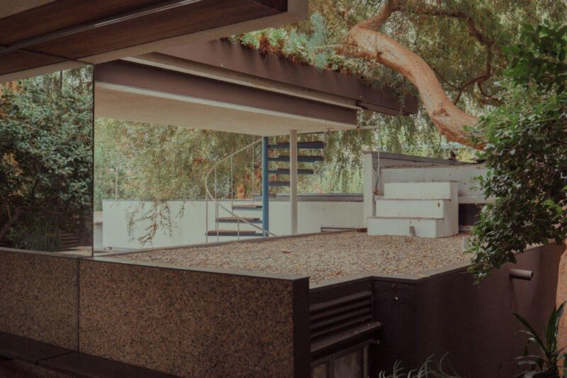 Neutra VDL Research House II in Los Angeles photographed by Franck ...